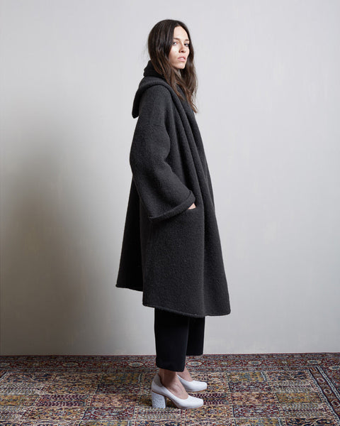 Capote Coat – La Garçonne